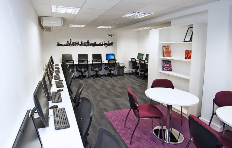 Escuela de inglés NCG Liverpool New College Group | Top School